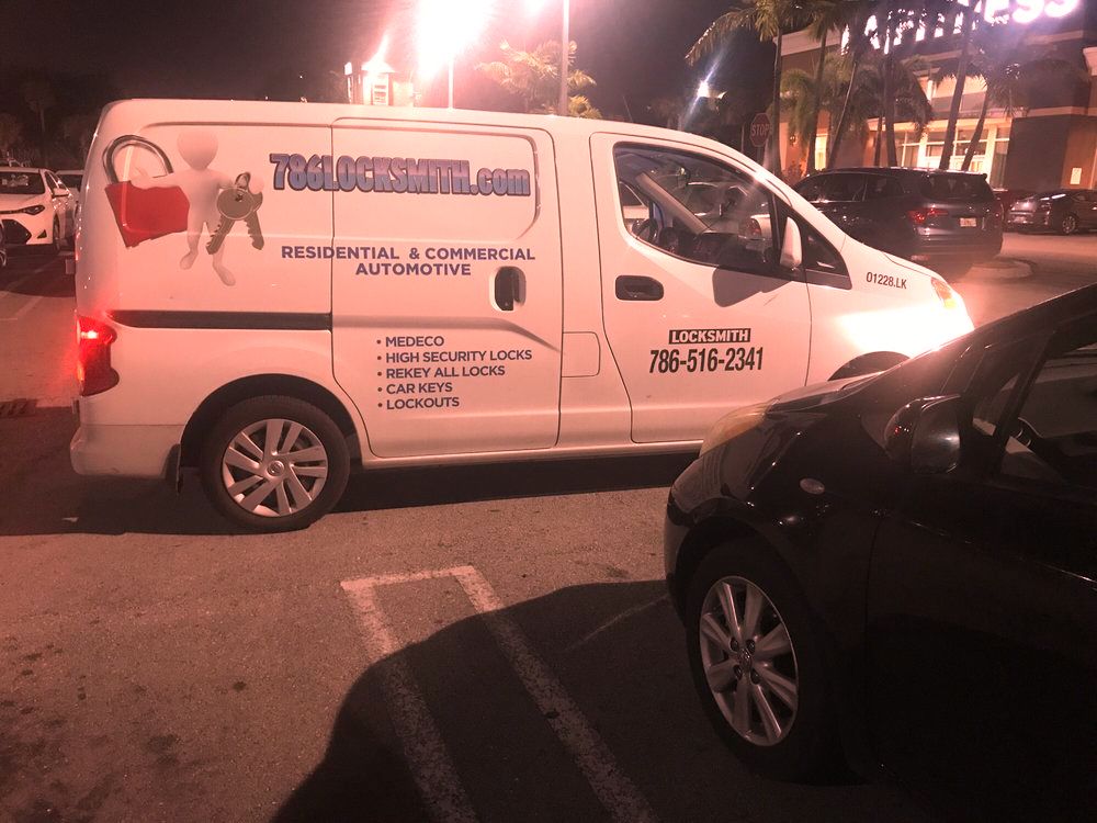 Dolphins Lock & Security Miami FL | Reviews, Services and Prices